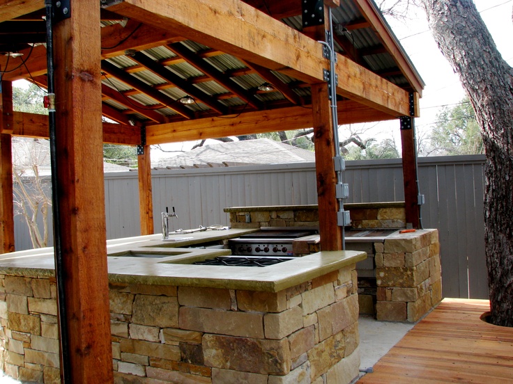 Outdoor Kitchen - The Barn